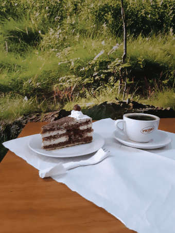 THE GERMAN CAFÉ - The Westsider