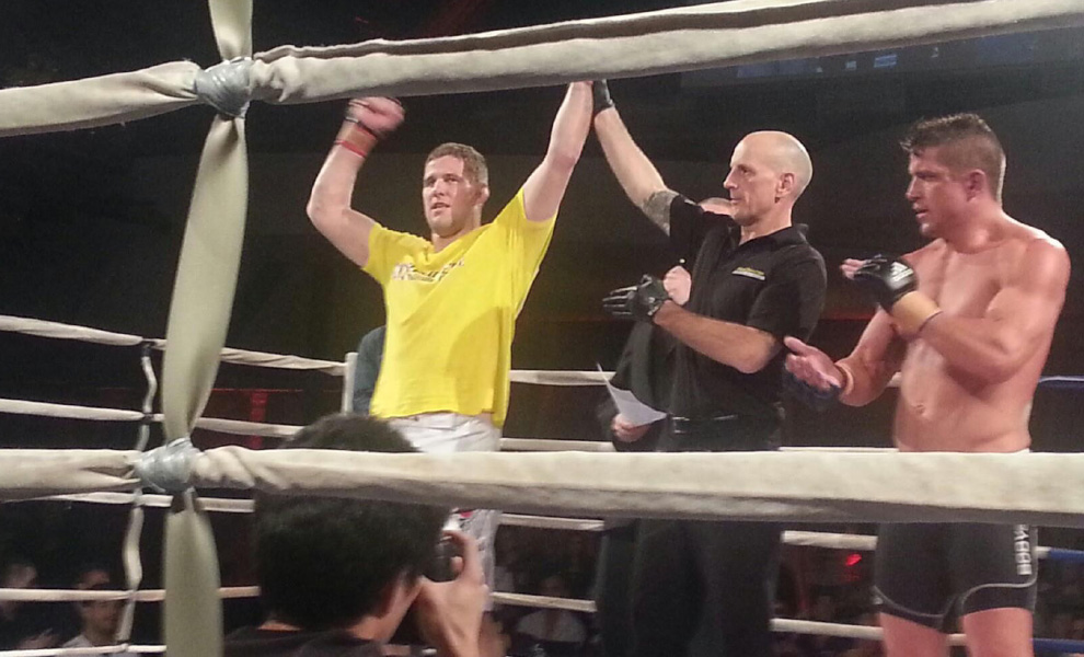 I SPARRED WITH AN UFC FIGHTER AND HE WENT HOME WITH A BLACK EYE - The ...