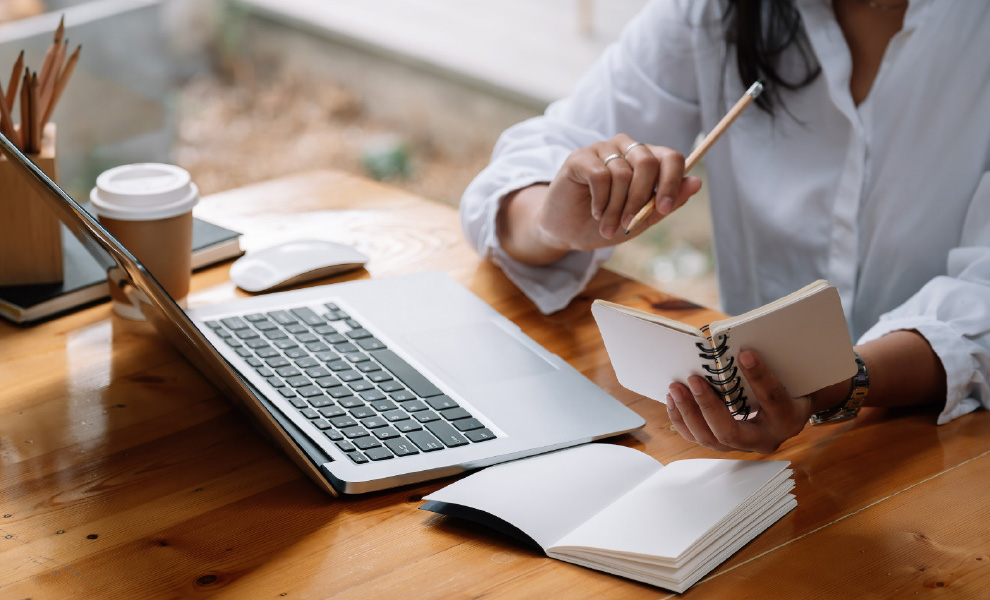 ONLINE LEARNING FOR ADULT STUDENTS - The Westsider