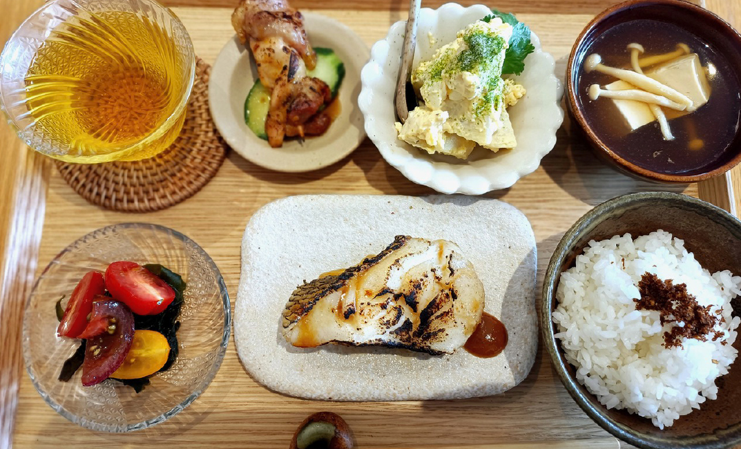 Coracle dining – An oasis from the madding crowd - The Westsider